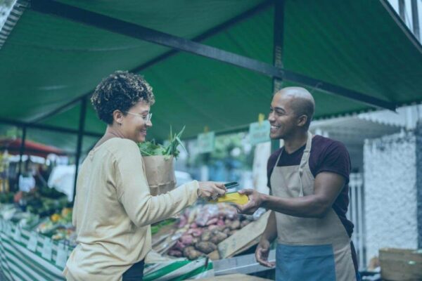 6 Healthy Reasons to Try Your Local Farmers Market in Asheville
